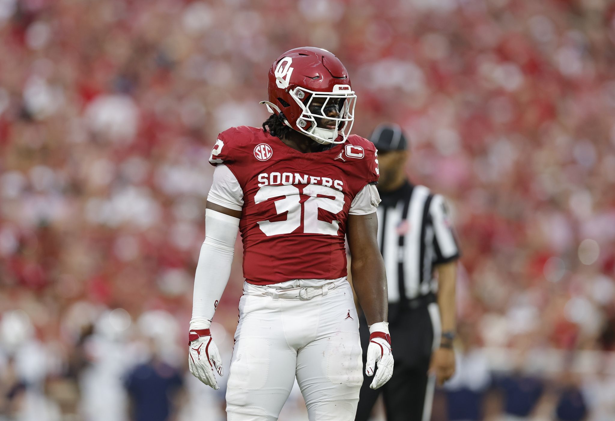 R Mason Thomas leads surging Oklahoma pass rush vs. Texas