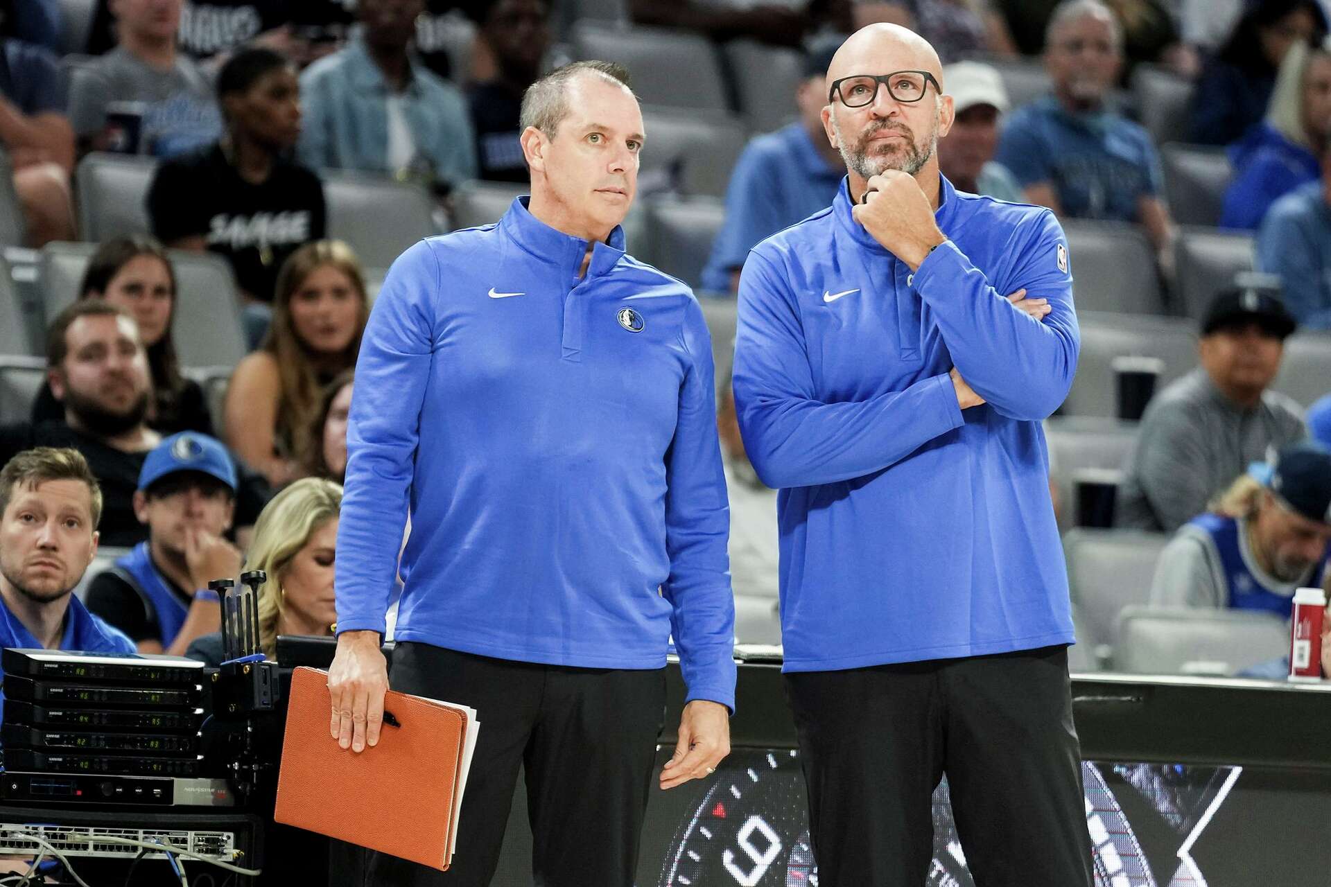 At this point in a hopeless season, Mavericks can only win by losing