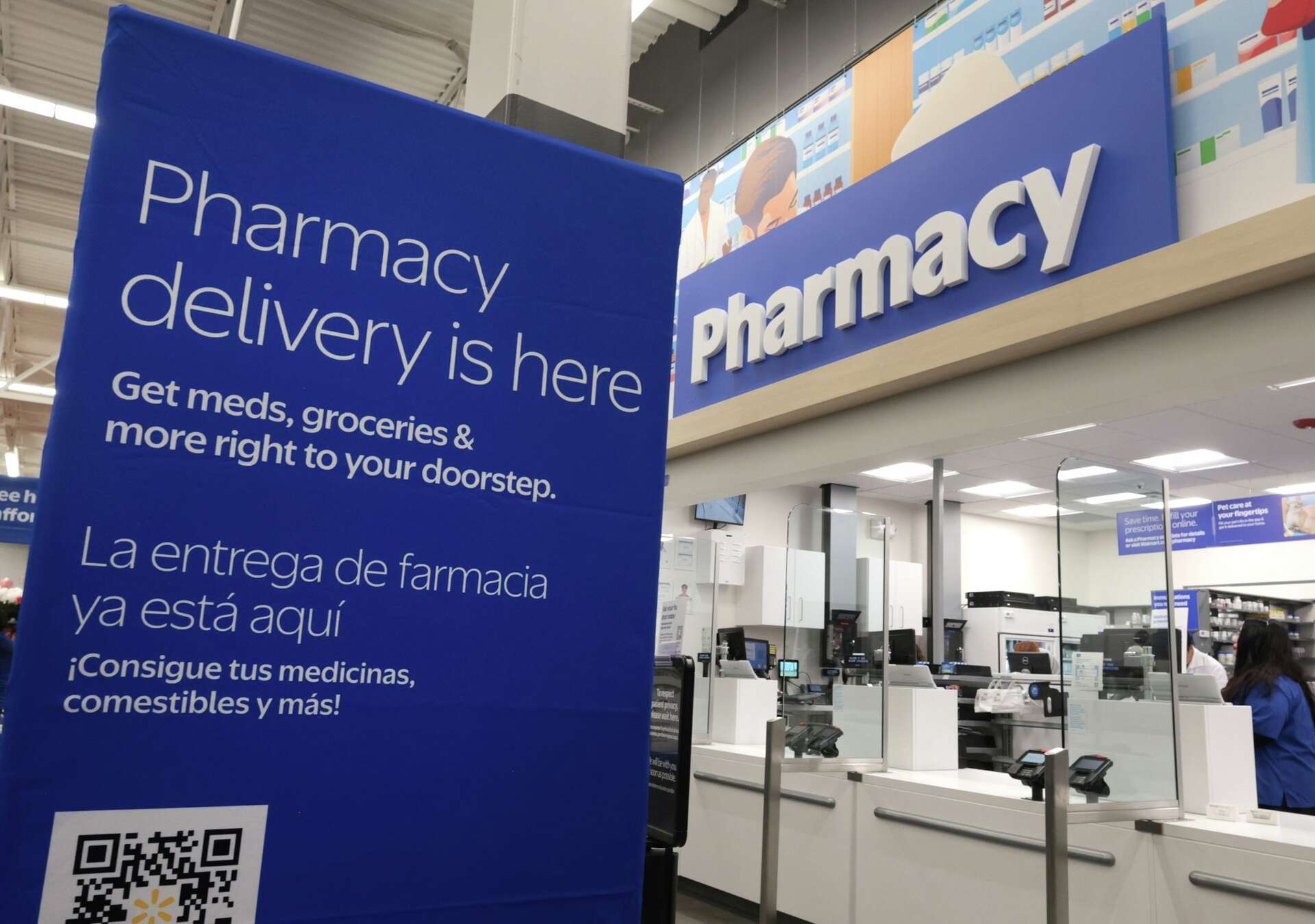 Walmart opens new store in hot area of D-FW