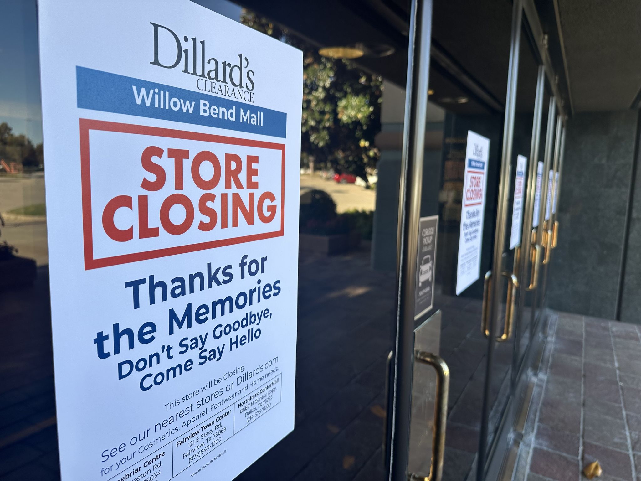 Which 10 brands are closing stores in D-FW in a year of retail change
