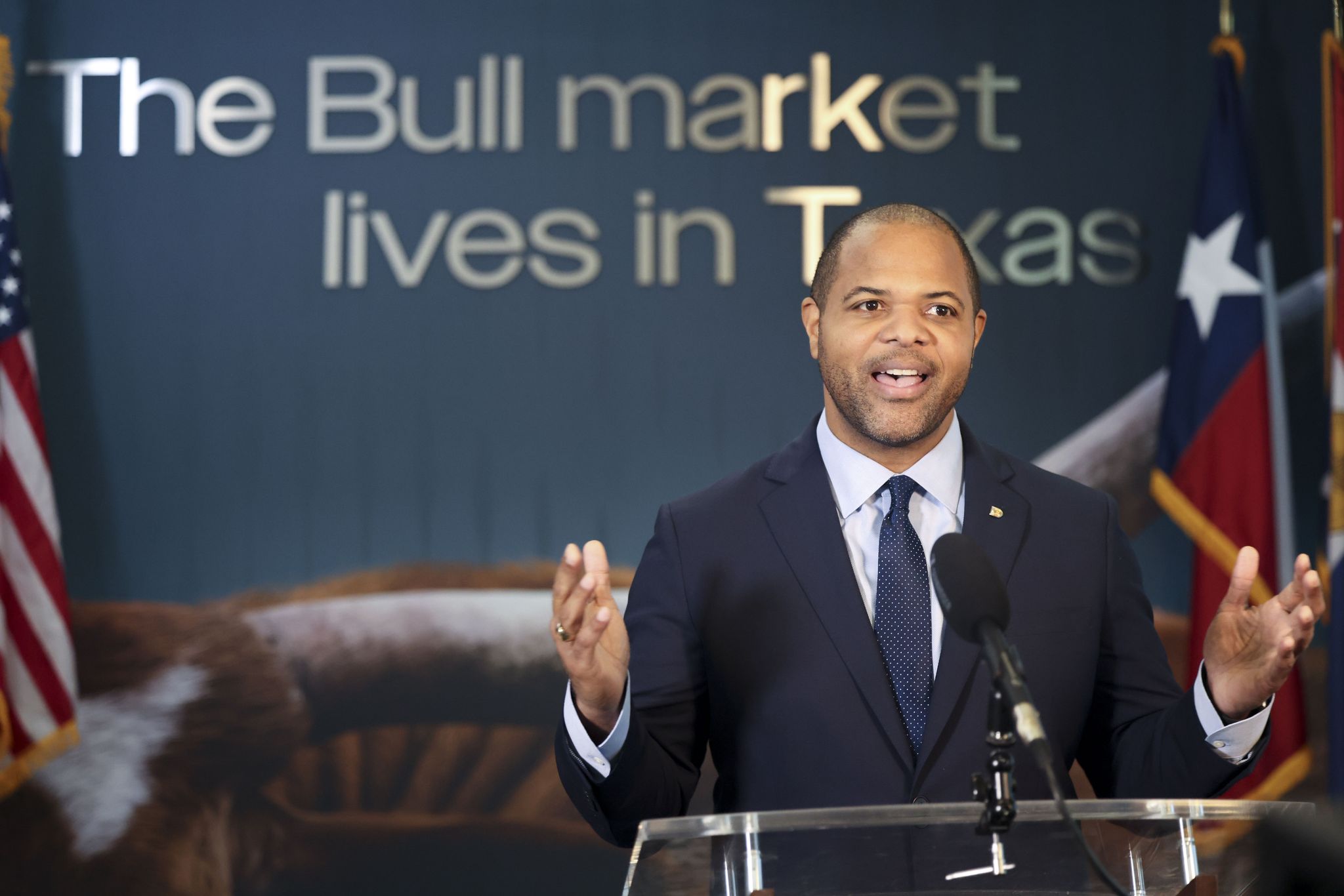 TV Talk: Dallas Mayor Eric Johnson pitches city as business refuge