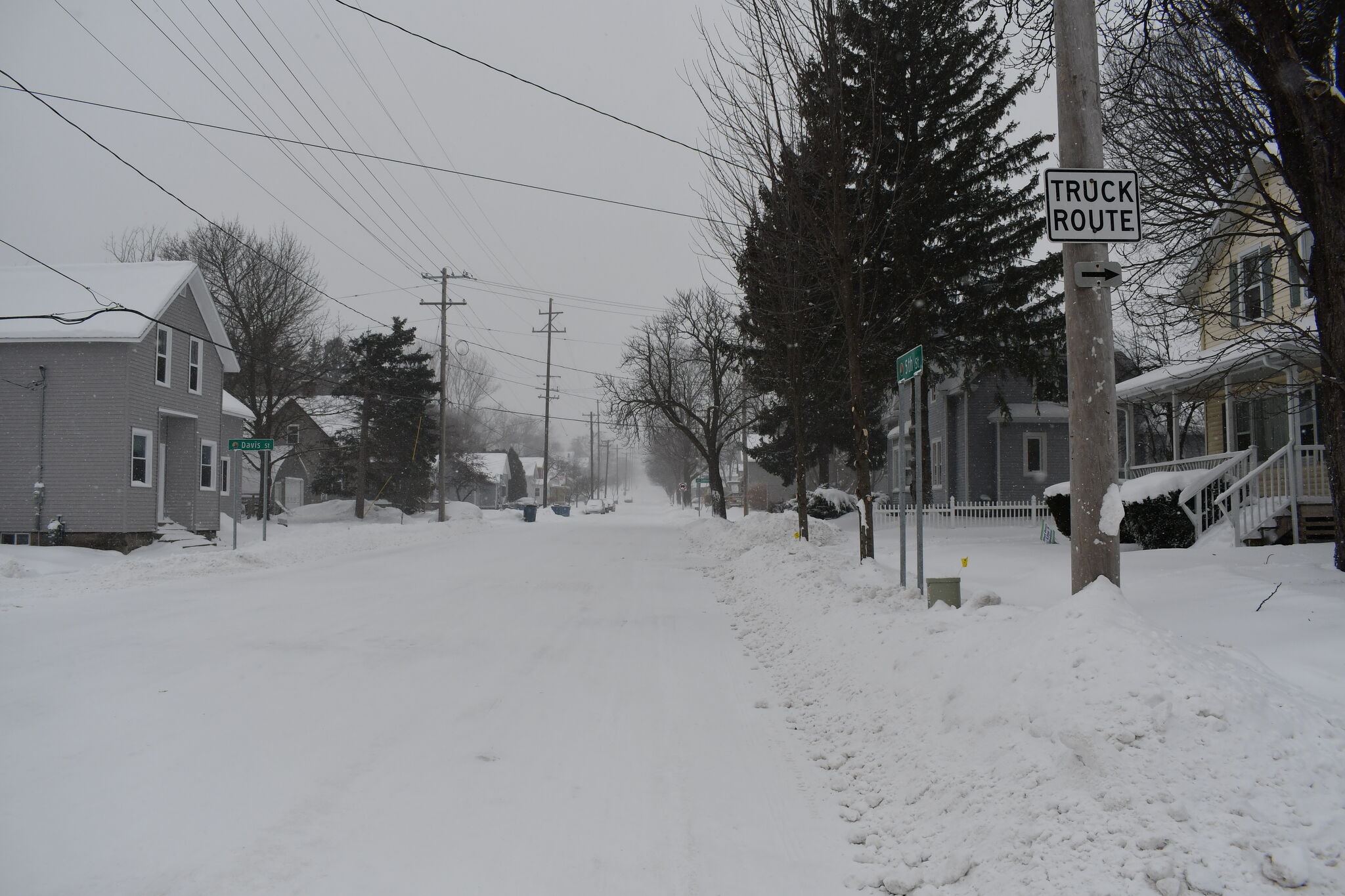 Robbie Avila hits 3-pointer with 3 seconds left, No. 21 Saint Louis ...