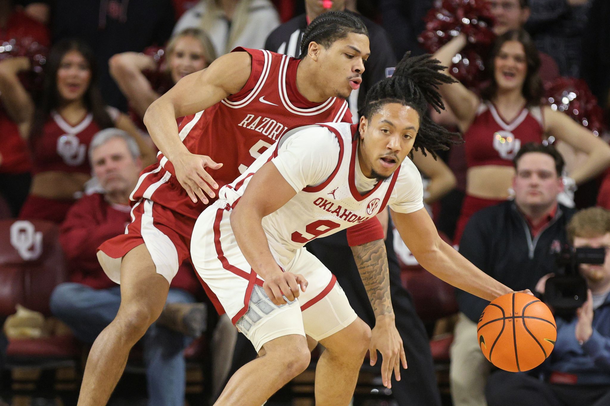 Darius Acuff Jr. posts 21 points and 9 assists to lead No. 15 Arkansas ...