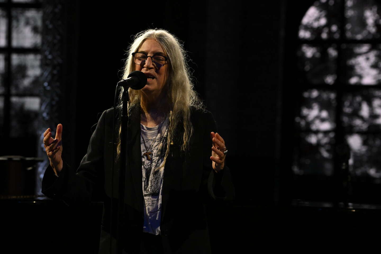 Patti Smith honors Alex Pretti, Renee Good at CT book tour stop