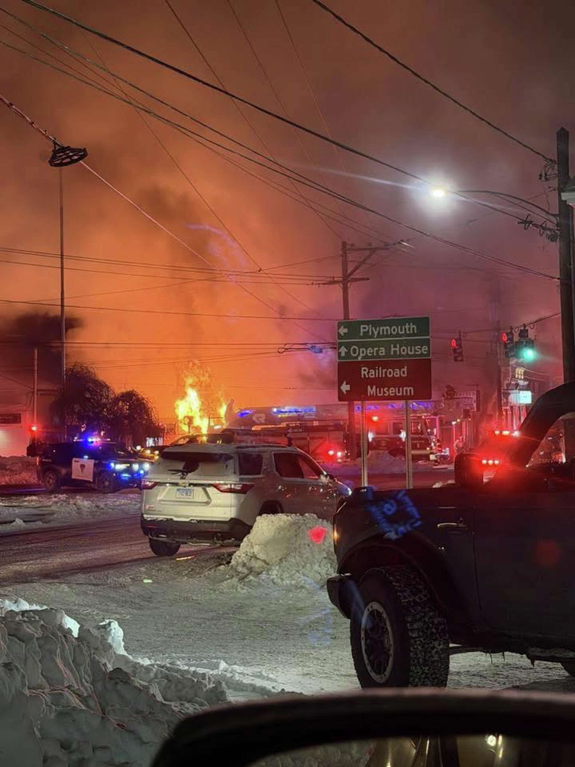 Fire destroys Thomaston breakfast spot, other businesses: Officials