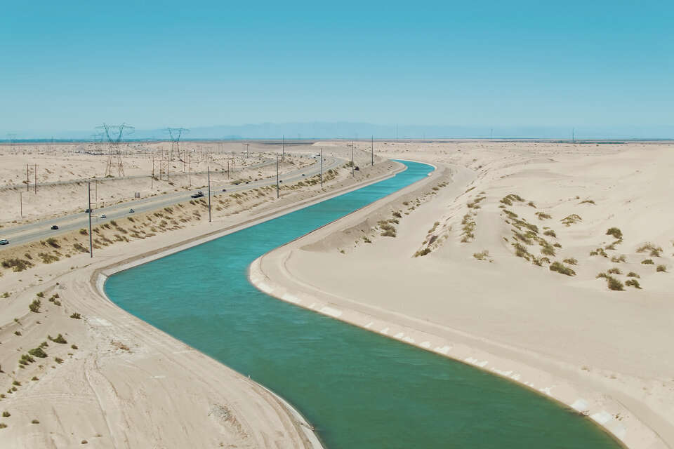 Greg Bovino returns to El Centro, a wary California desert town