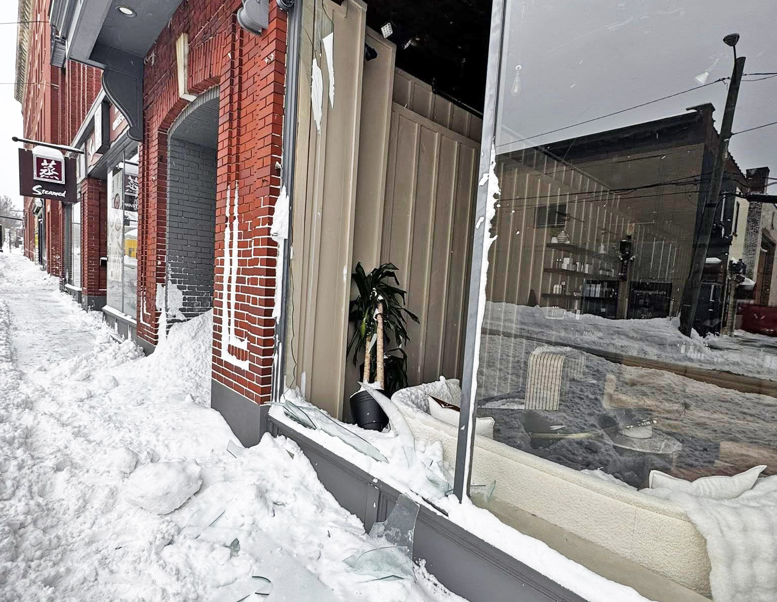 Middletown spa faces over $30K after a plow appears to break window