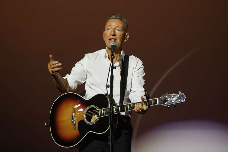 Bruce Springsteen releases anti-ICE song, ‘Streets of Minneapolis’