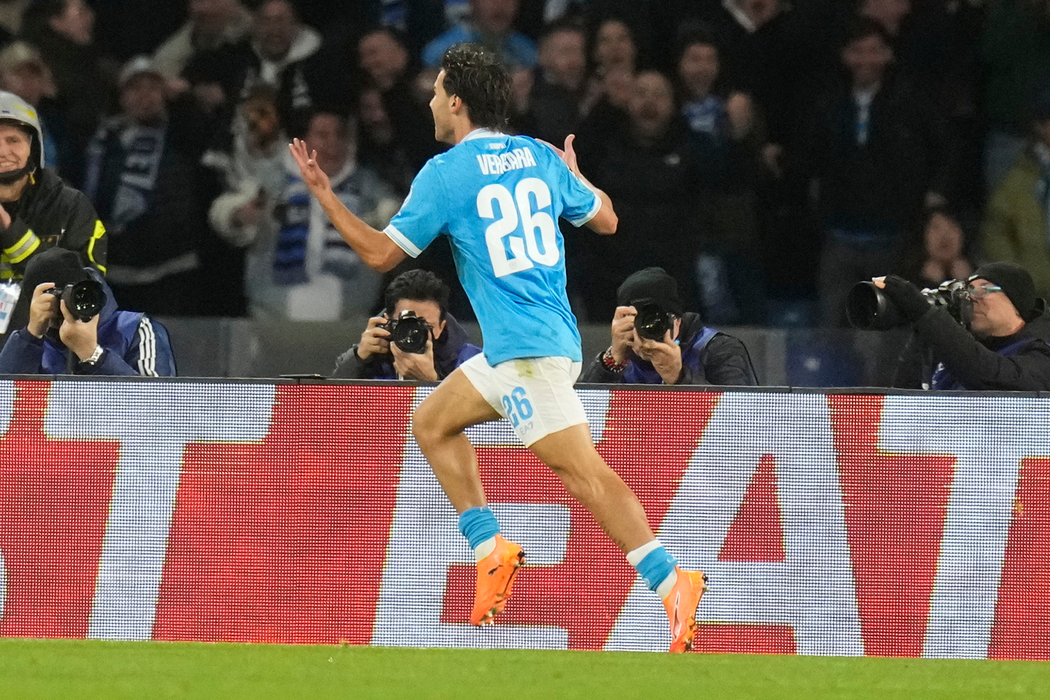Vergara's stunning goal evokes Maradona magic in Napoli's crucial ...