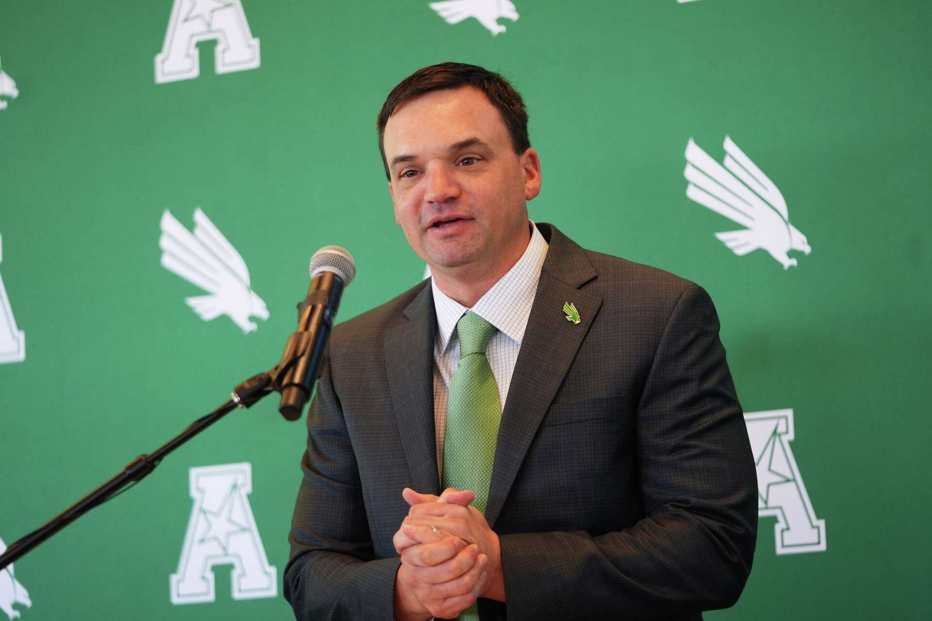 North Texas has 52 incoming transfers for new coach Neal Brown after 12 ...