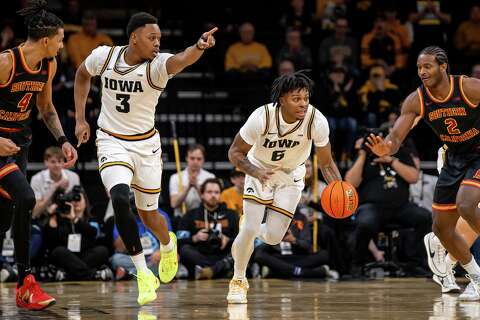 Bennett Stirtz scores 20 points, makes two clutch free throws as Iowa ...