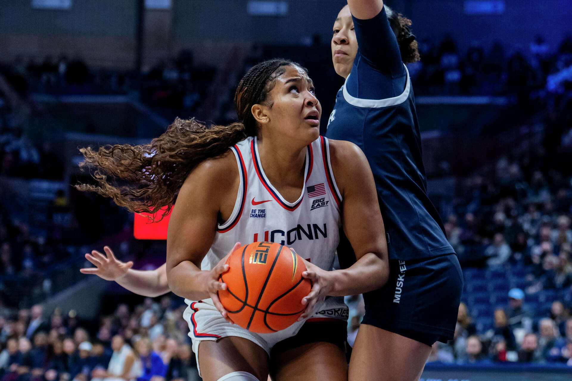 Allie Ziebell leads UConn women's basketball over Xavier