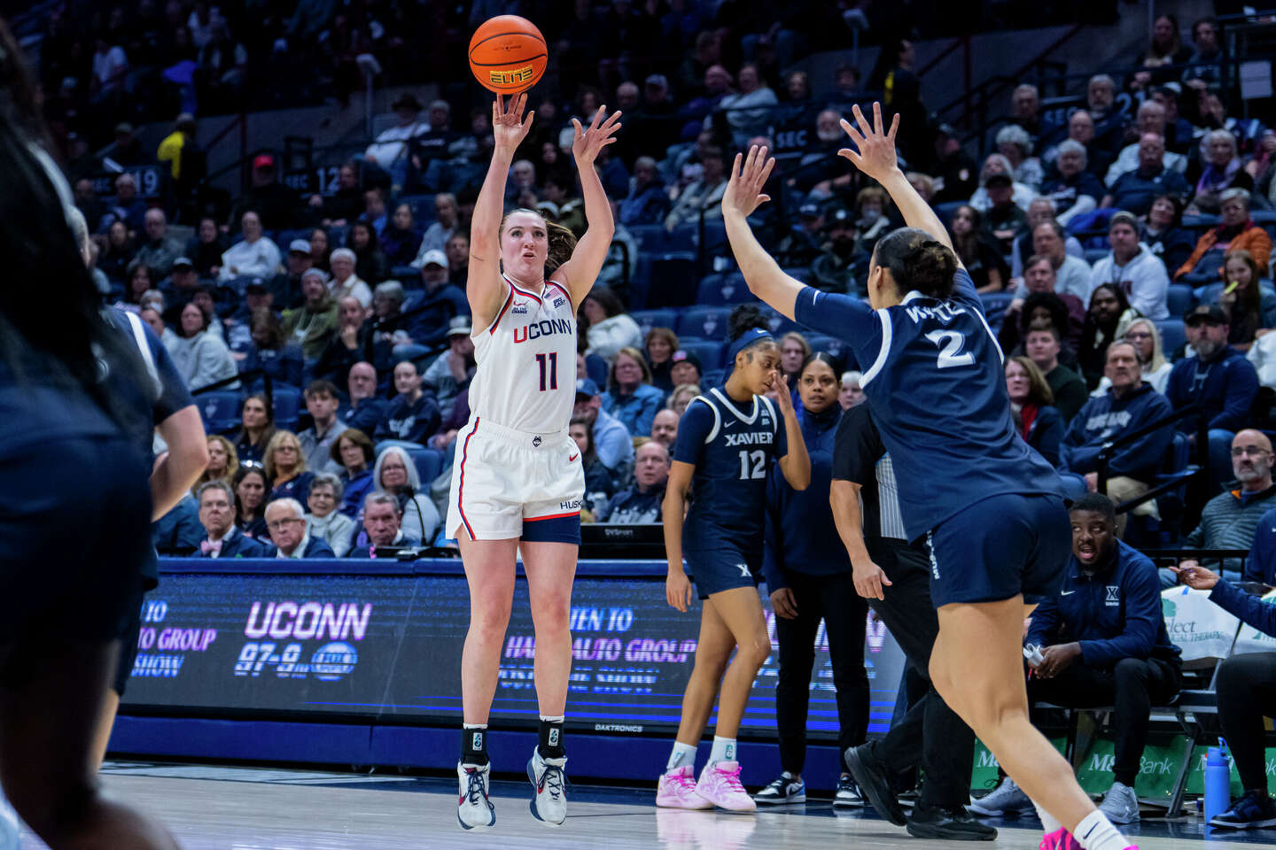 Allie Ziebell leads UConn women's basketball over Xavier