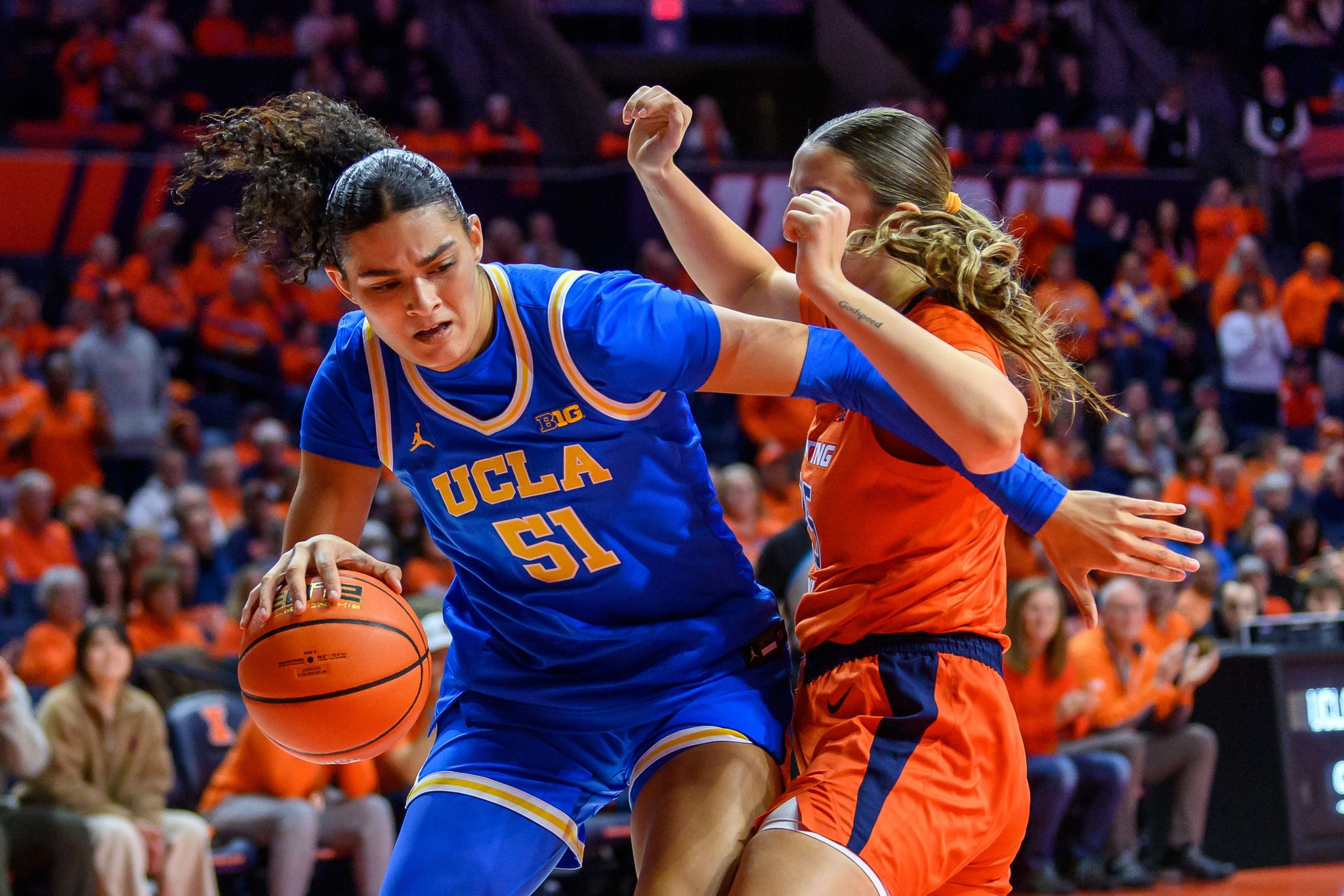 Foul trouble can't stop Lauren Betts in No. 2 UCLA's 80-67 win over ...