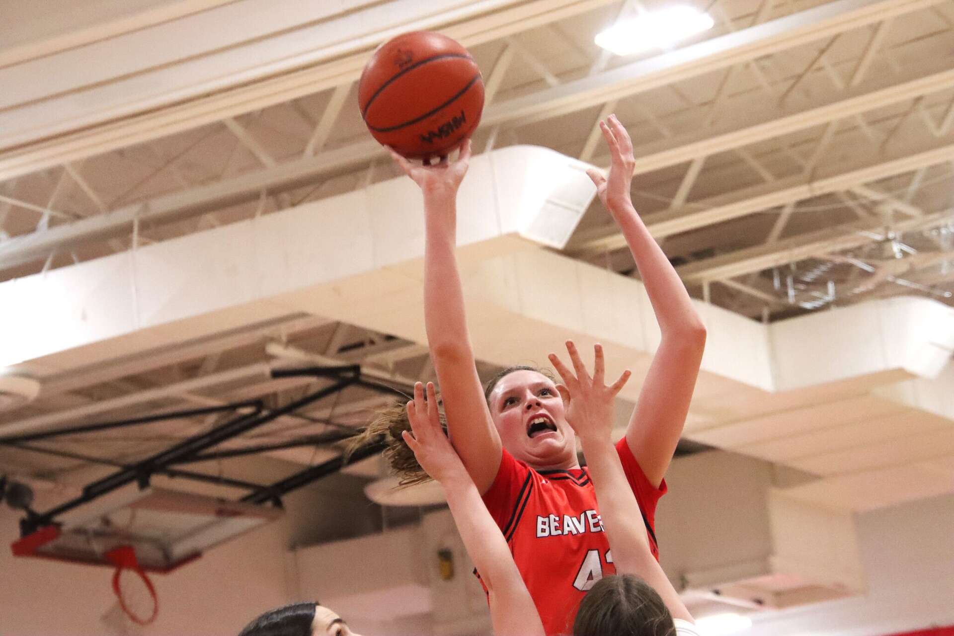 Prep Roundup: Beavers' Roberts huge in loss to No. 1 McBain