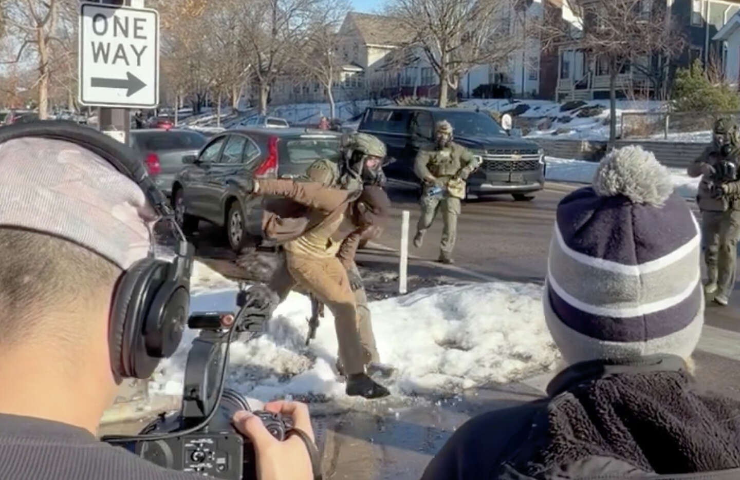 New videos show Alex Pretti scuffle with federal officers in ...