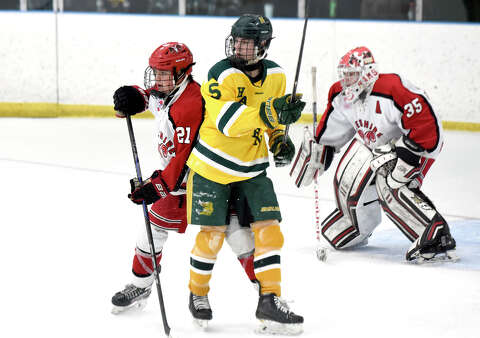 Hamden hockey's Tommy Mautte returns after two seasons of injuries