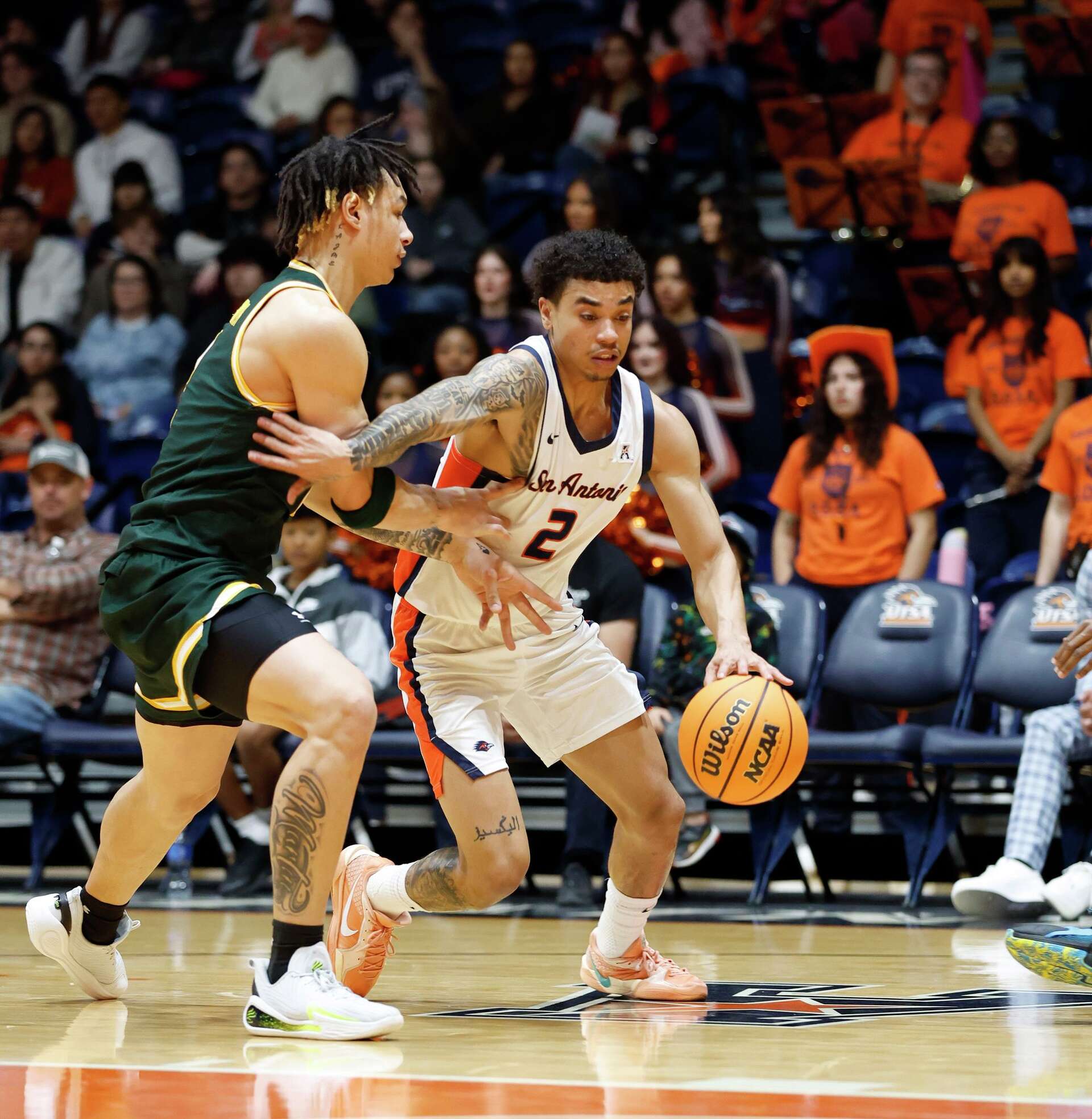 Campos remains patient through UTSA basketball's historic slump