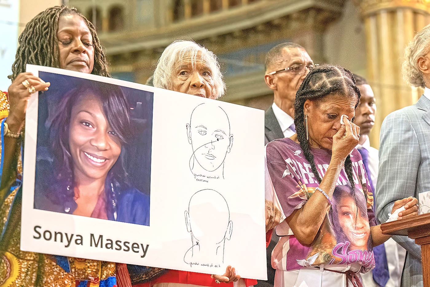 Frazier has 17 as Central Connecticut takes down Wagner 62-55