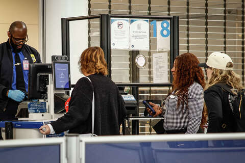 New TSA fee could add 30 minutes to airport security for travelers