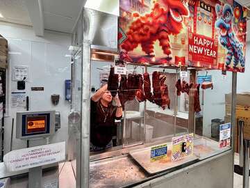Tim’s Oriental & Seafood Market honors 40 years in San Antonio