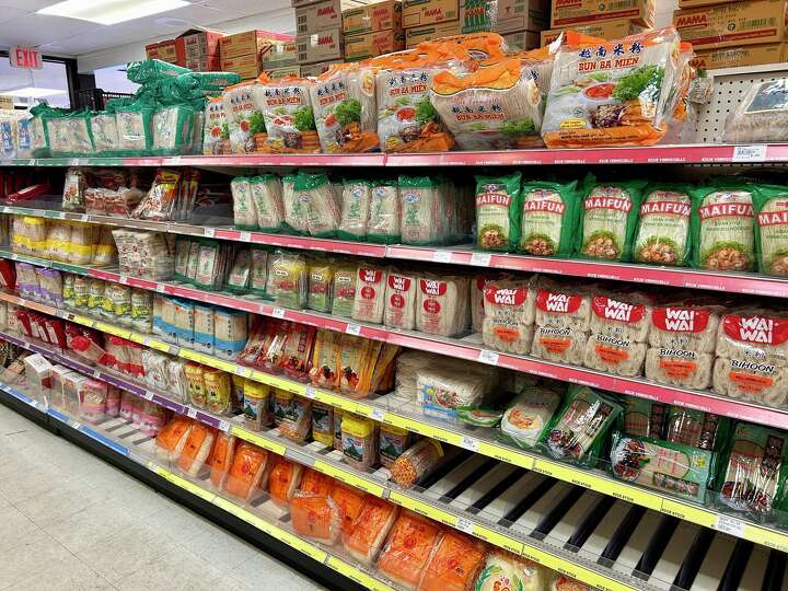Tim’s Oriental & Seafood Market honors 40 years in San Antonio