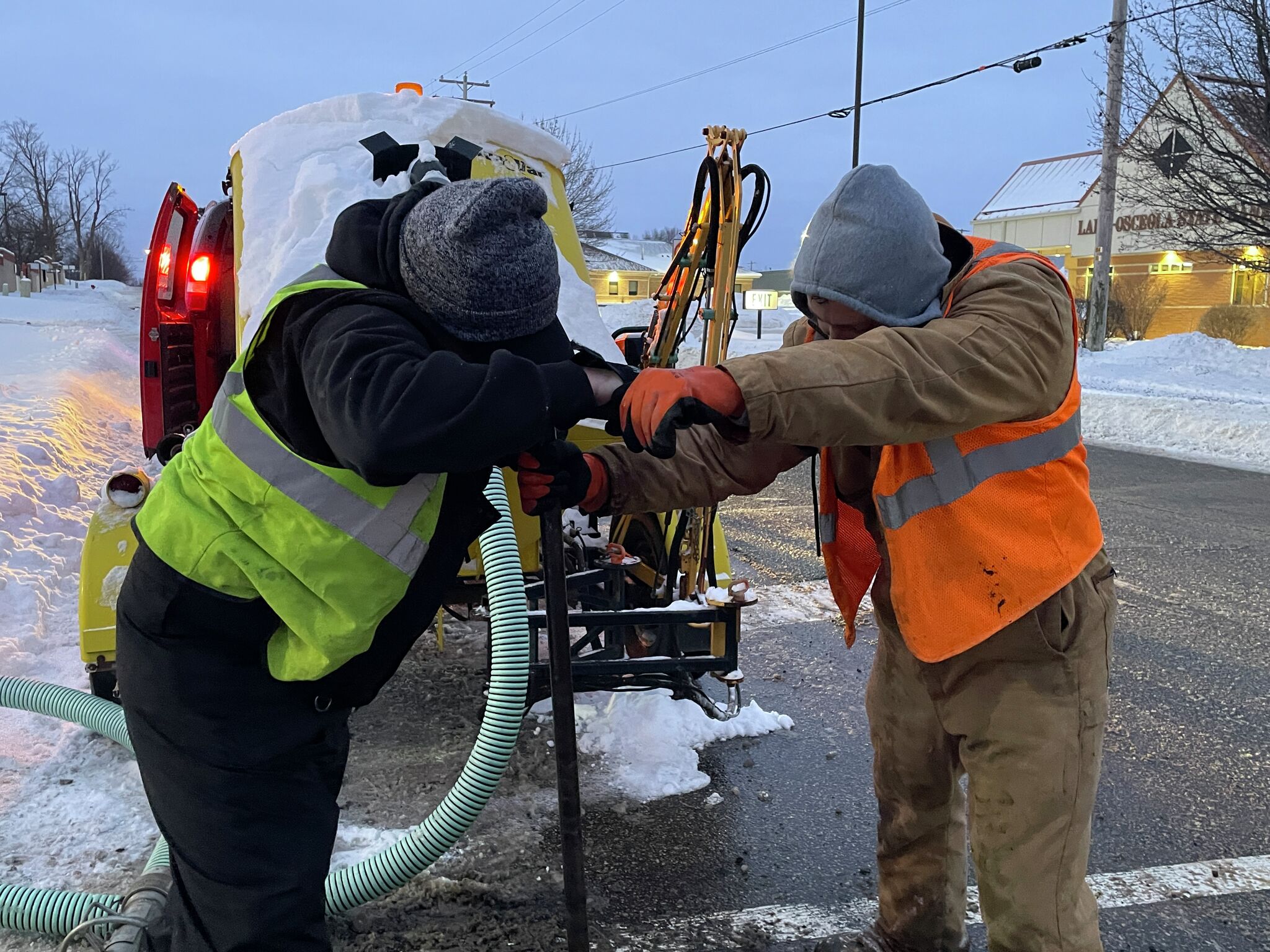 No. 7 Louisville extends winning streak to 13 games with 84-66 win over ...