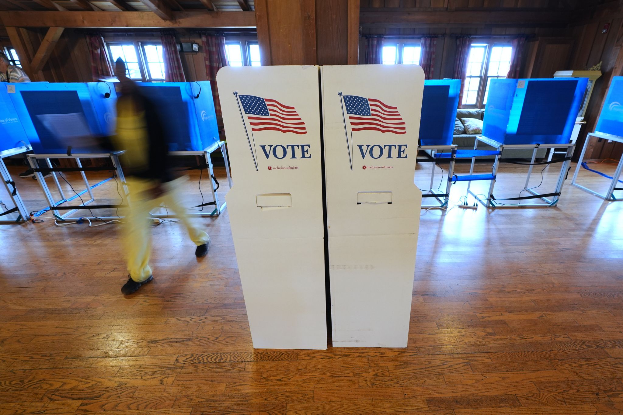 Immigration raids, election office search stir midterm concerns for ...