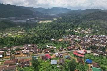PHOTO ESSAY: Liberia's largest gold miner and community tensions