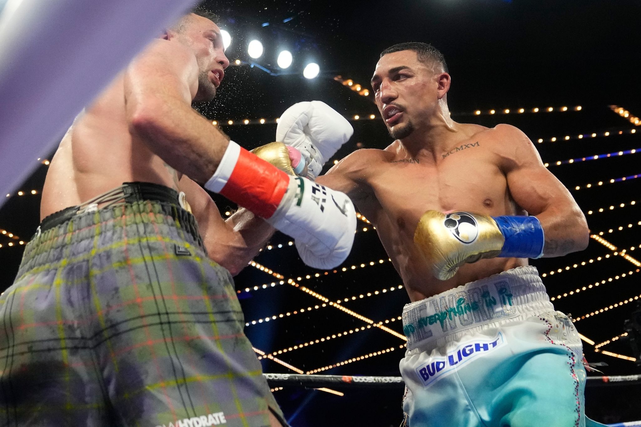 Teófimo López y Shakur Stevenson se enfrentan por cetro superligero en ...