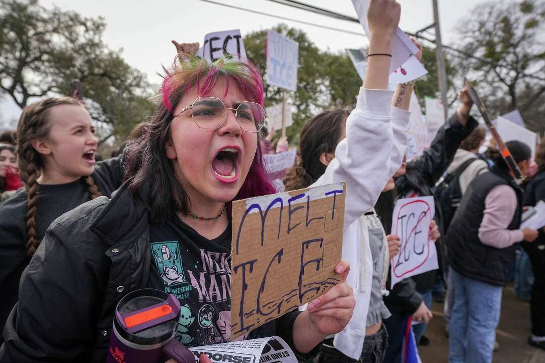 Thousands of Austin students walk out of class to protest ICE