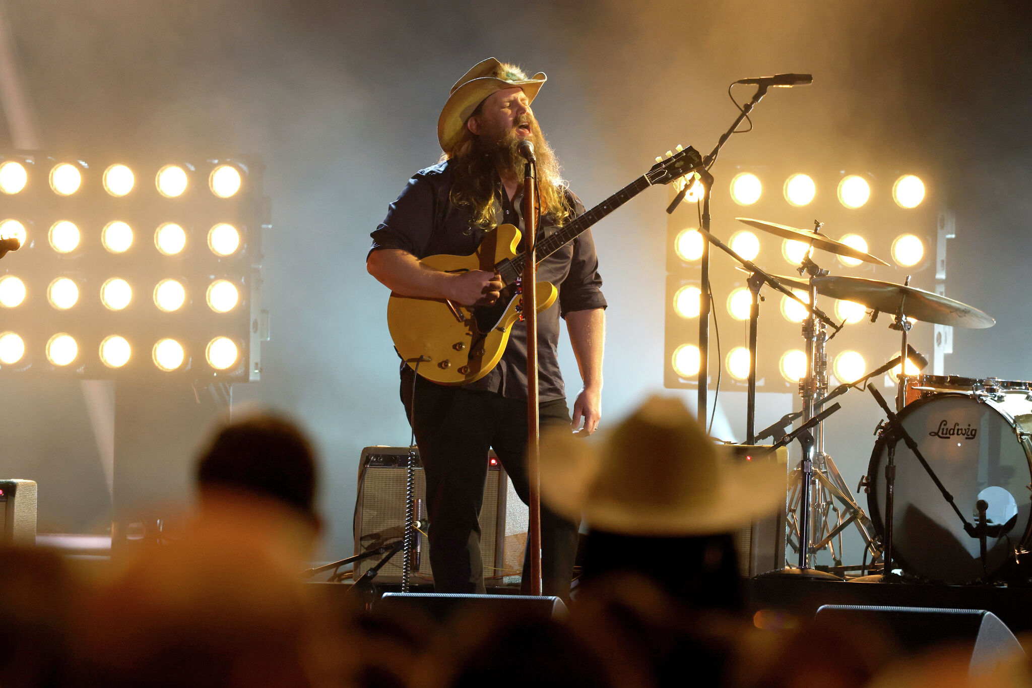 Mariah Carey's secret grunge album part of tribute at MusiCares event