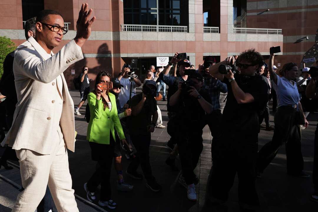 Journalist Don Lemon charged with federal civil rights crimes after ...