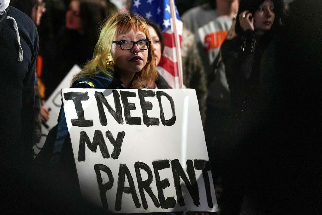 Thousands of Austin students walk out of class to protest ICE