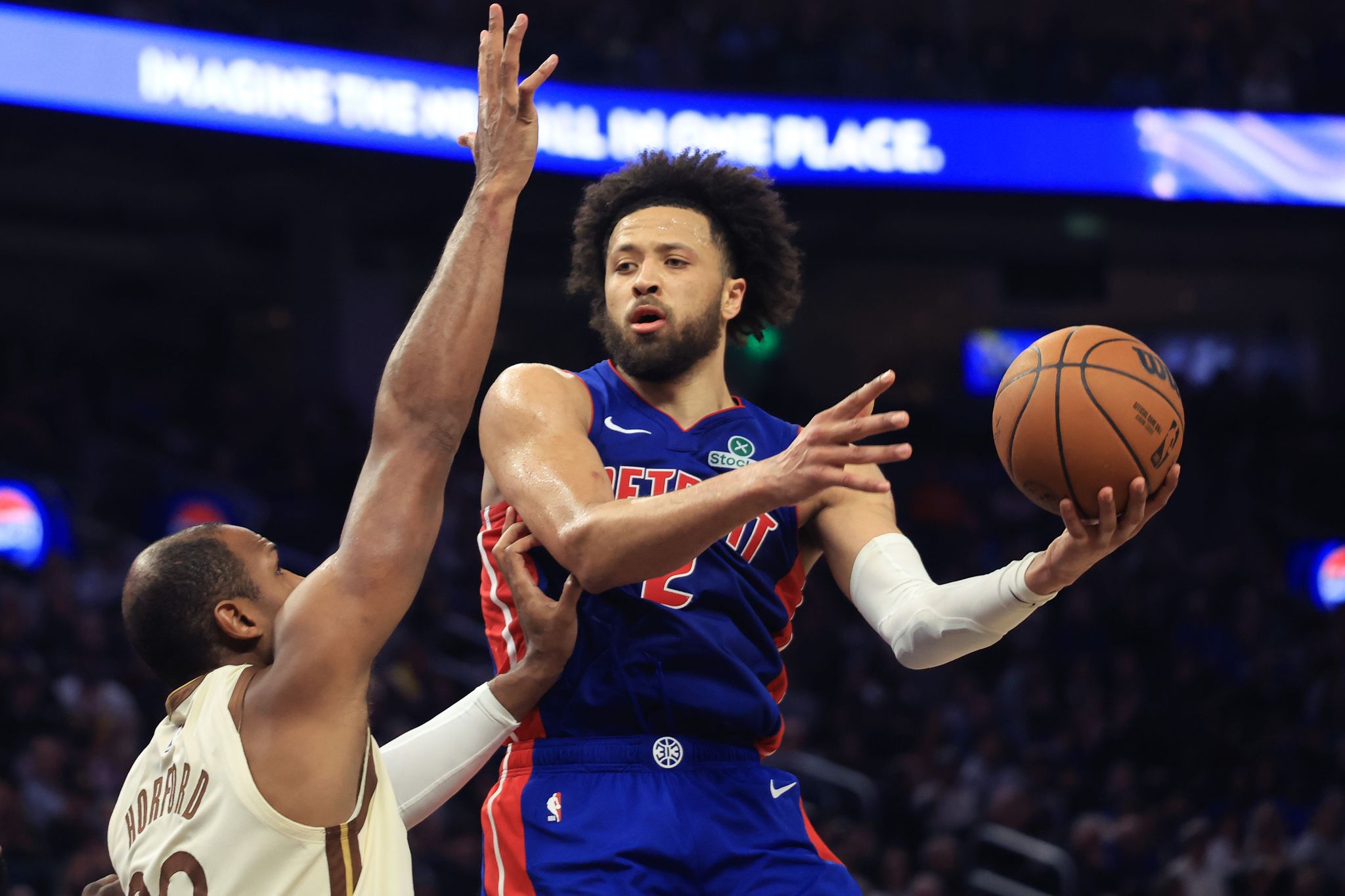 Cade Cunningham lleva a Pistons a victoria 131-124 sobre Warriors con ...