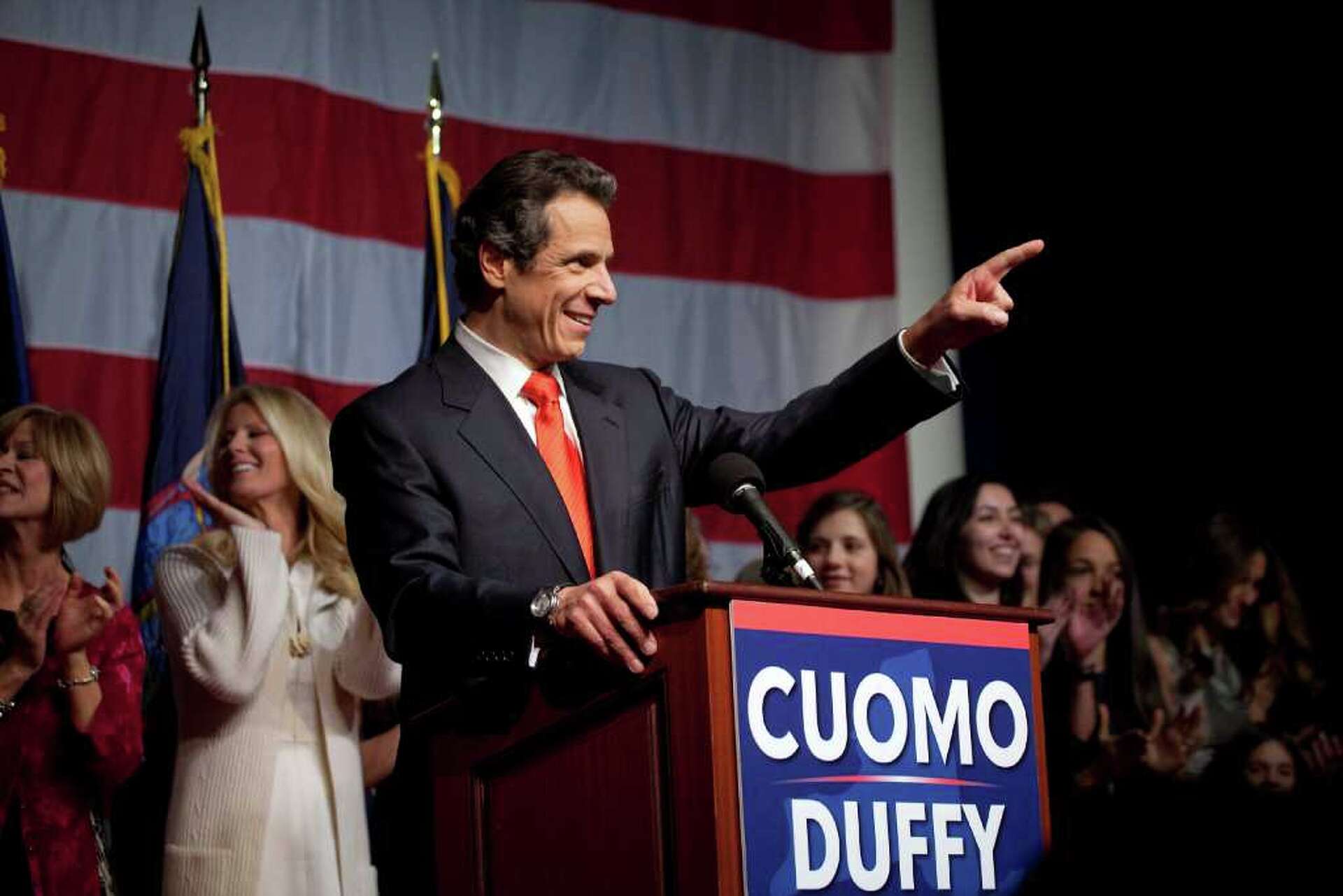 Cuomo unveils team of top advisers