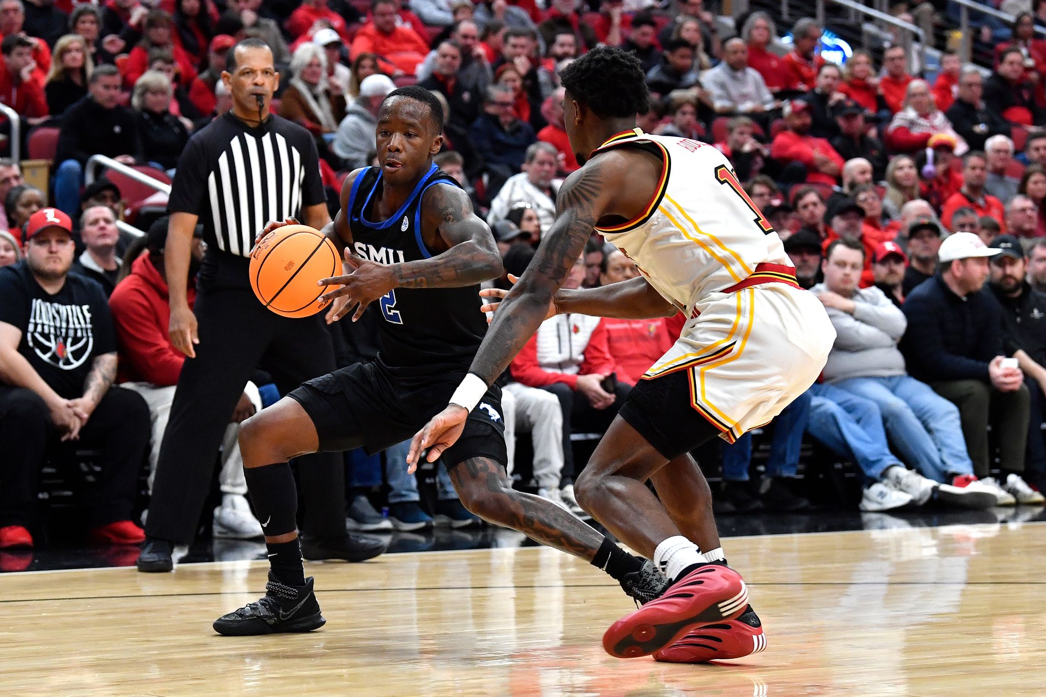 Mikel Brown Jr. scores 20 to help No. 20 Louisville rally past SMU 88-74