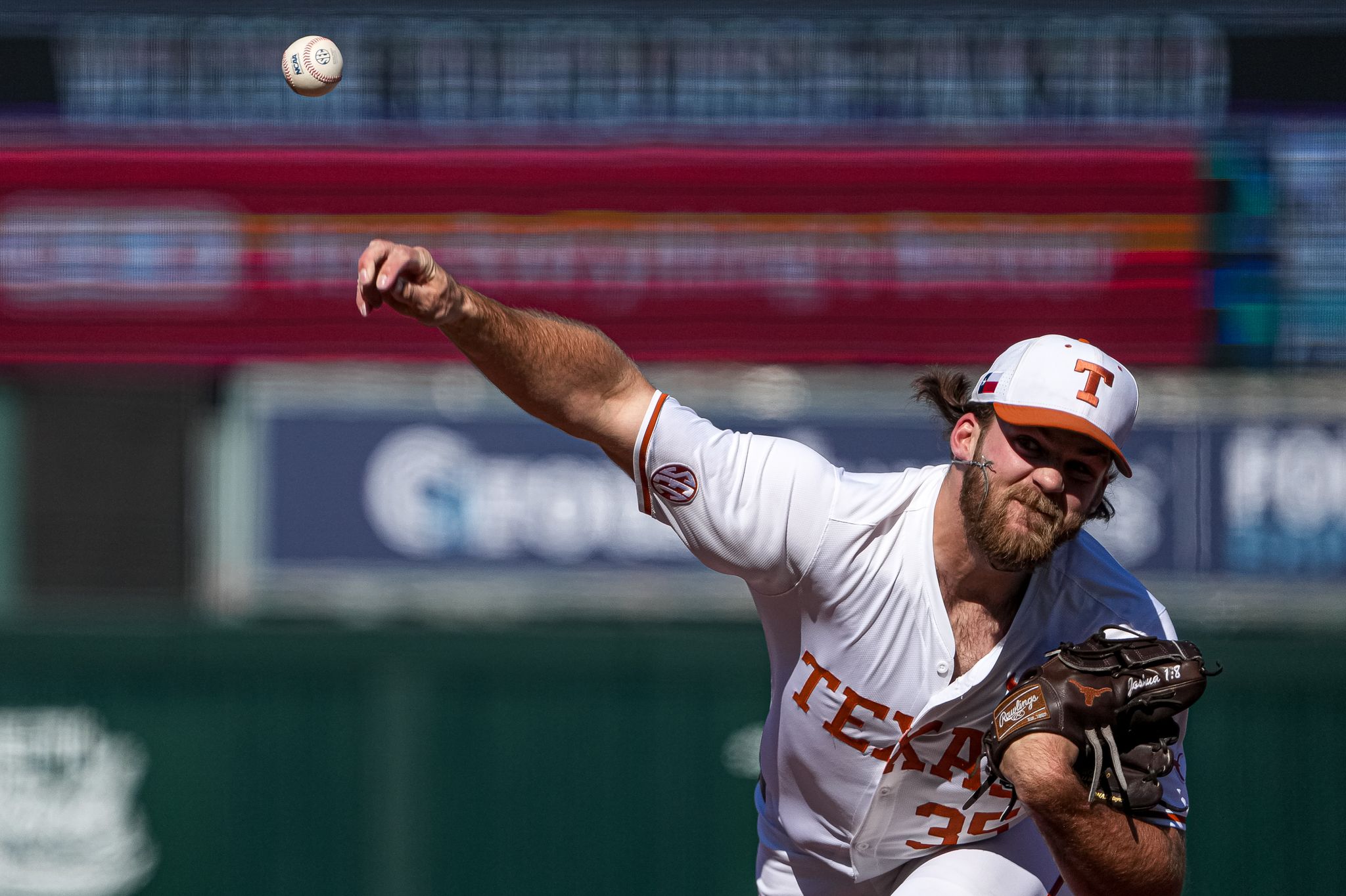 Texas baseball beats HCU in midweek game: Replay, highlights