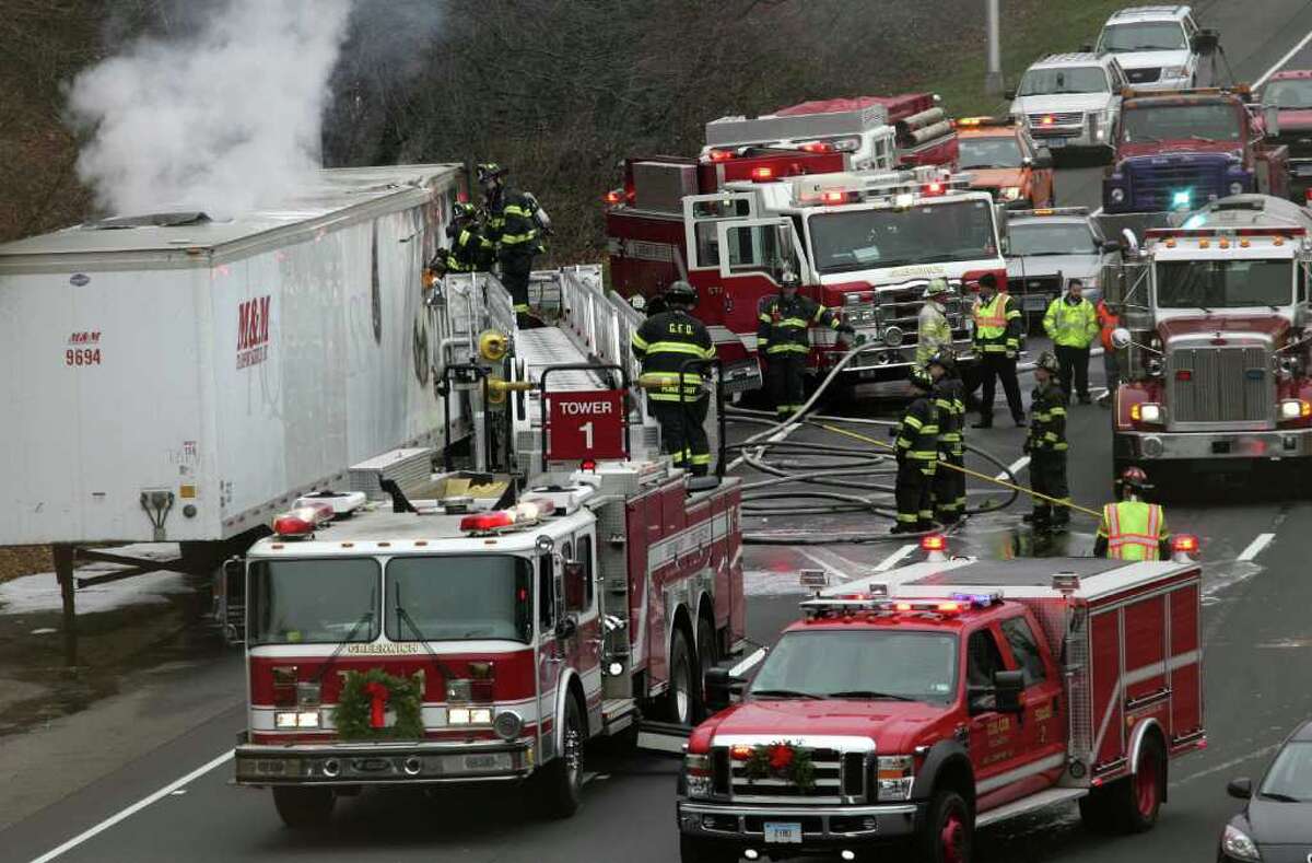 I-95 truck fire sparks traffic chaos in Greenwich