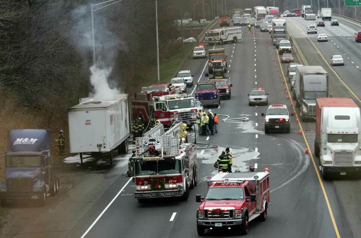 I-95 truck fire sparks traffic chaos in Greenwich