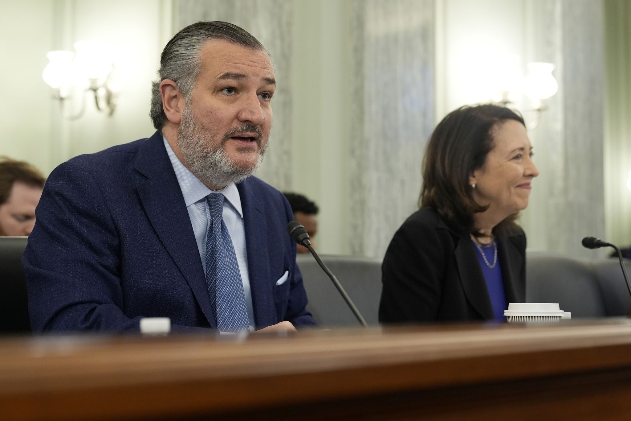 Ted Cruz spotlights patchwork of sports broadcast deals