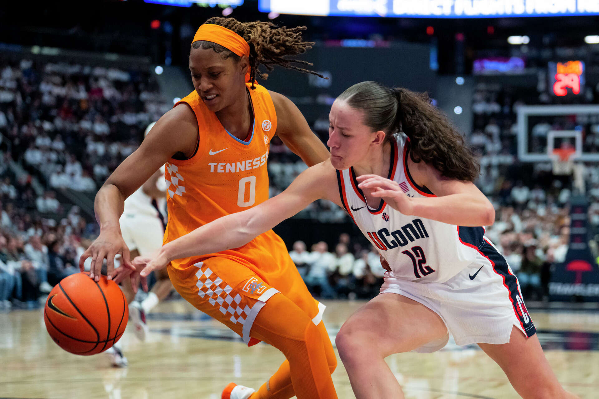 UConn women's basketball beats rival Tennessee in historic win