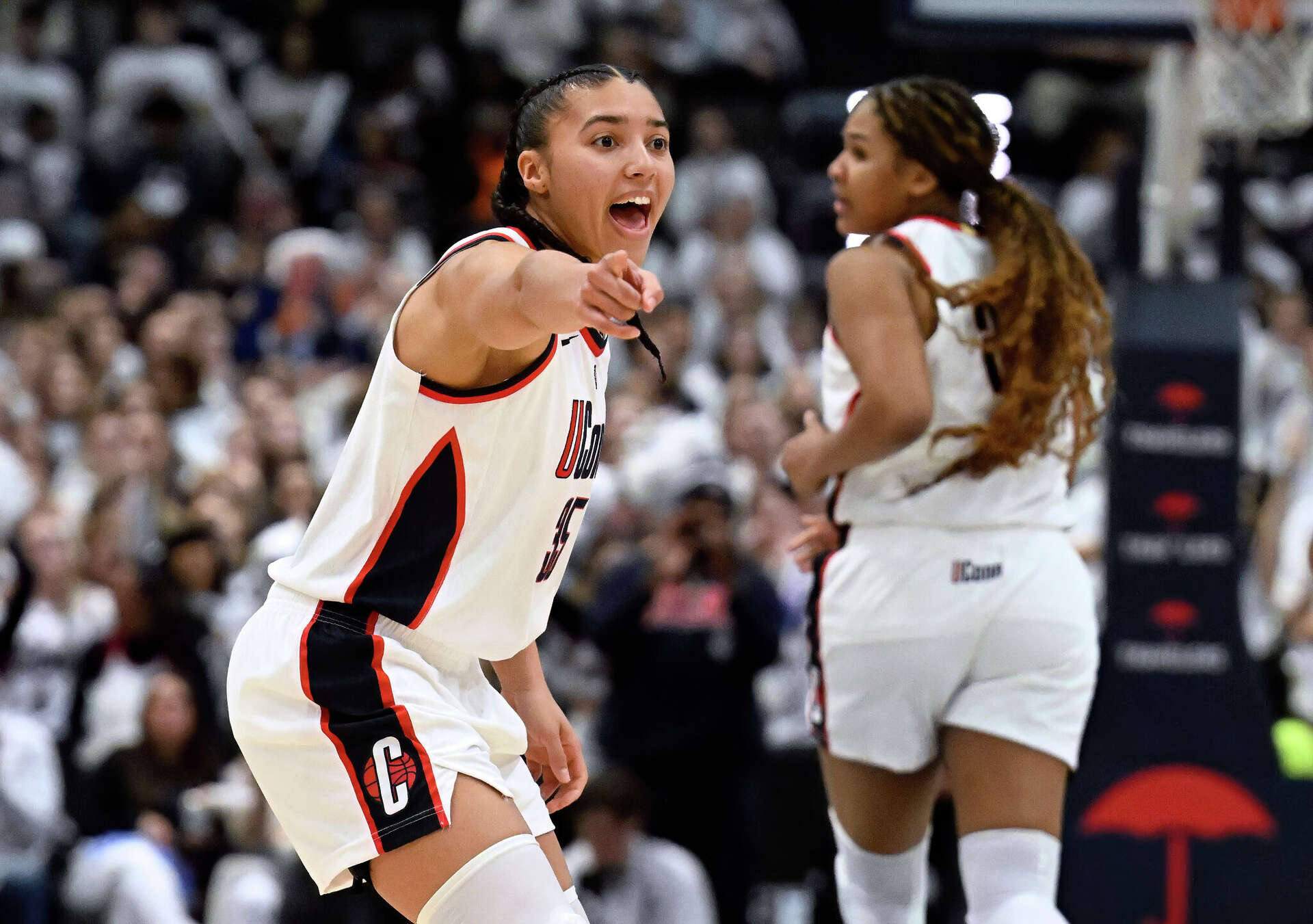 How UConn women's basketball star Azzi Fudd shook off shooting slump