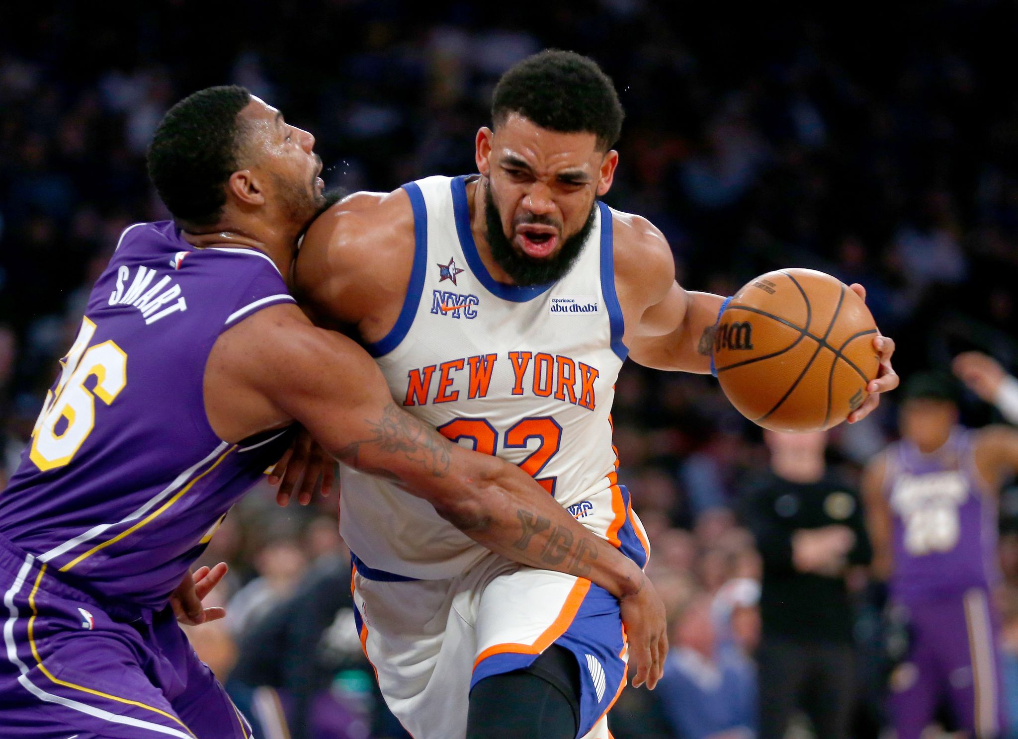 Knicks beat Lakers 112-100 to spoil LeBron James' 32nd regular-season ...