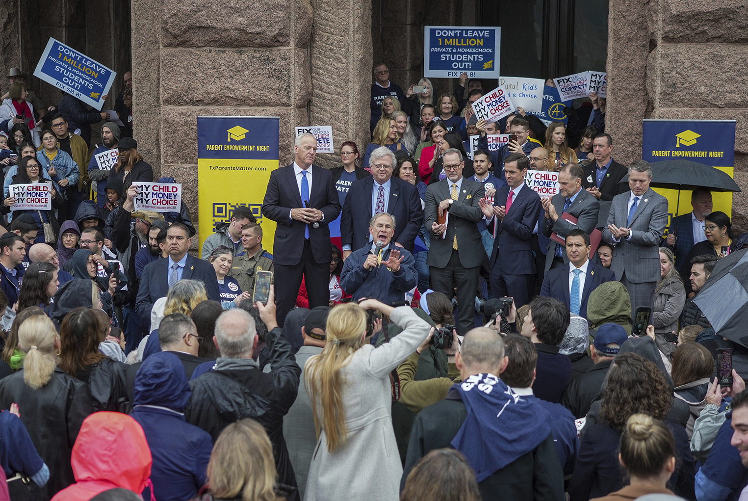 Opinion: Texas' school voucher program serves wealthy families