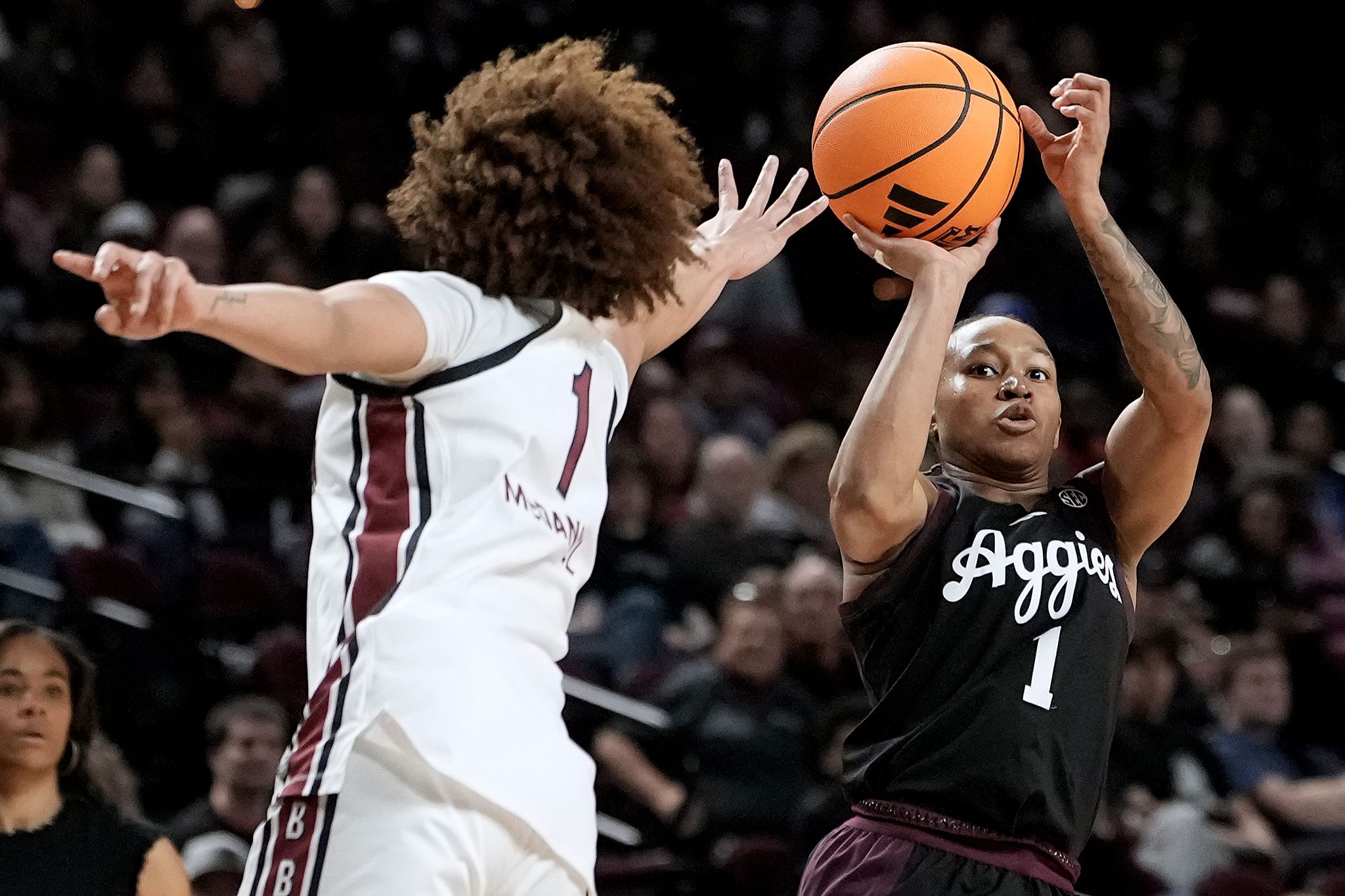 Joyce Edwards shines as No. 3 South Carolina defeats Texas A&M 71-56