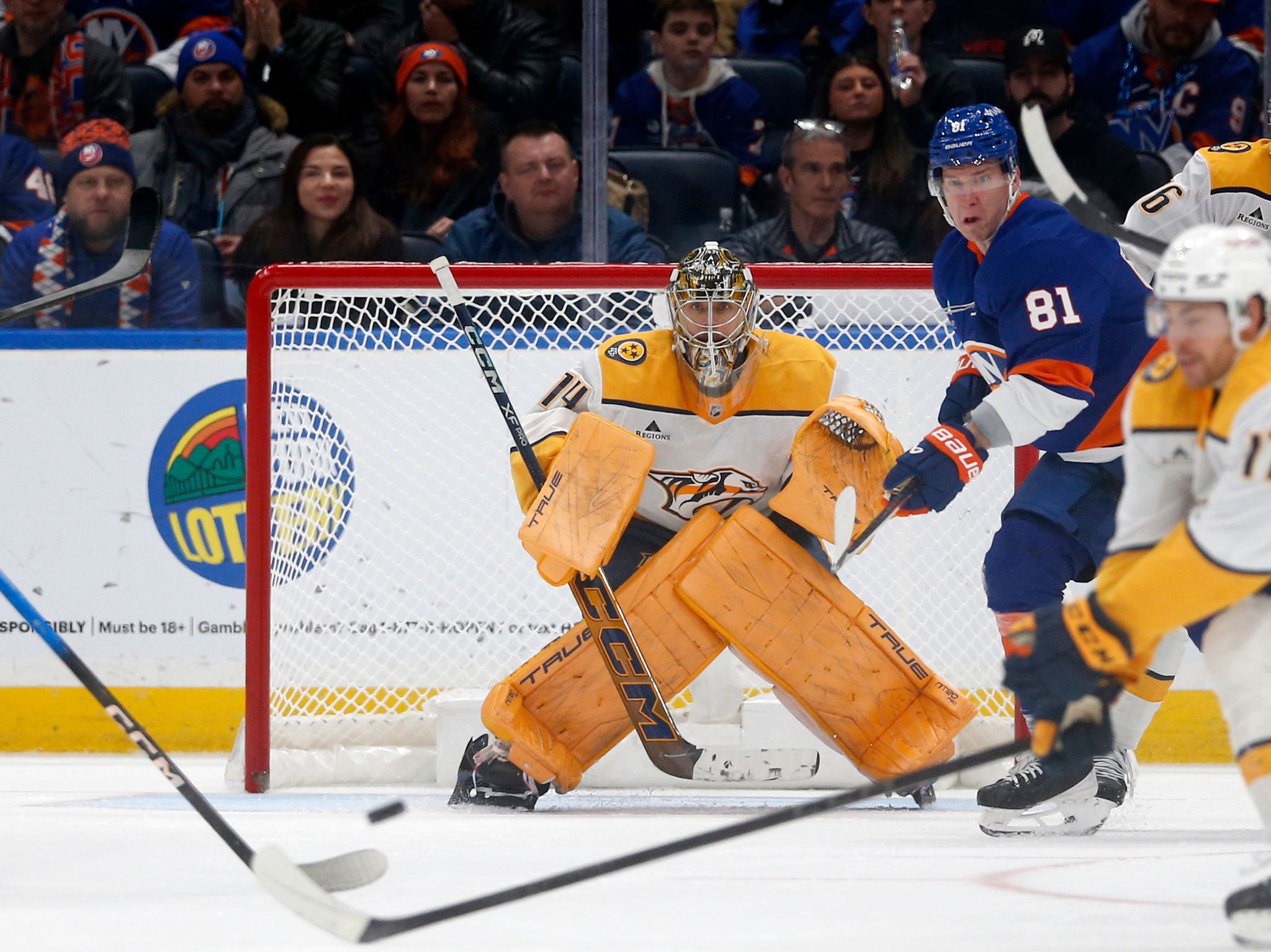 Stamkos scores twice in 3rd in Predators' 6-5 comeback win over Blues