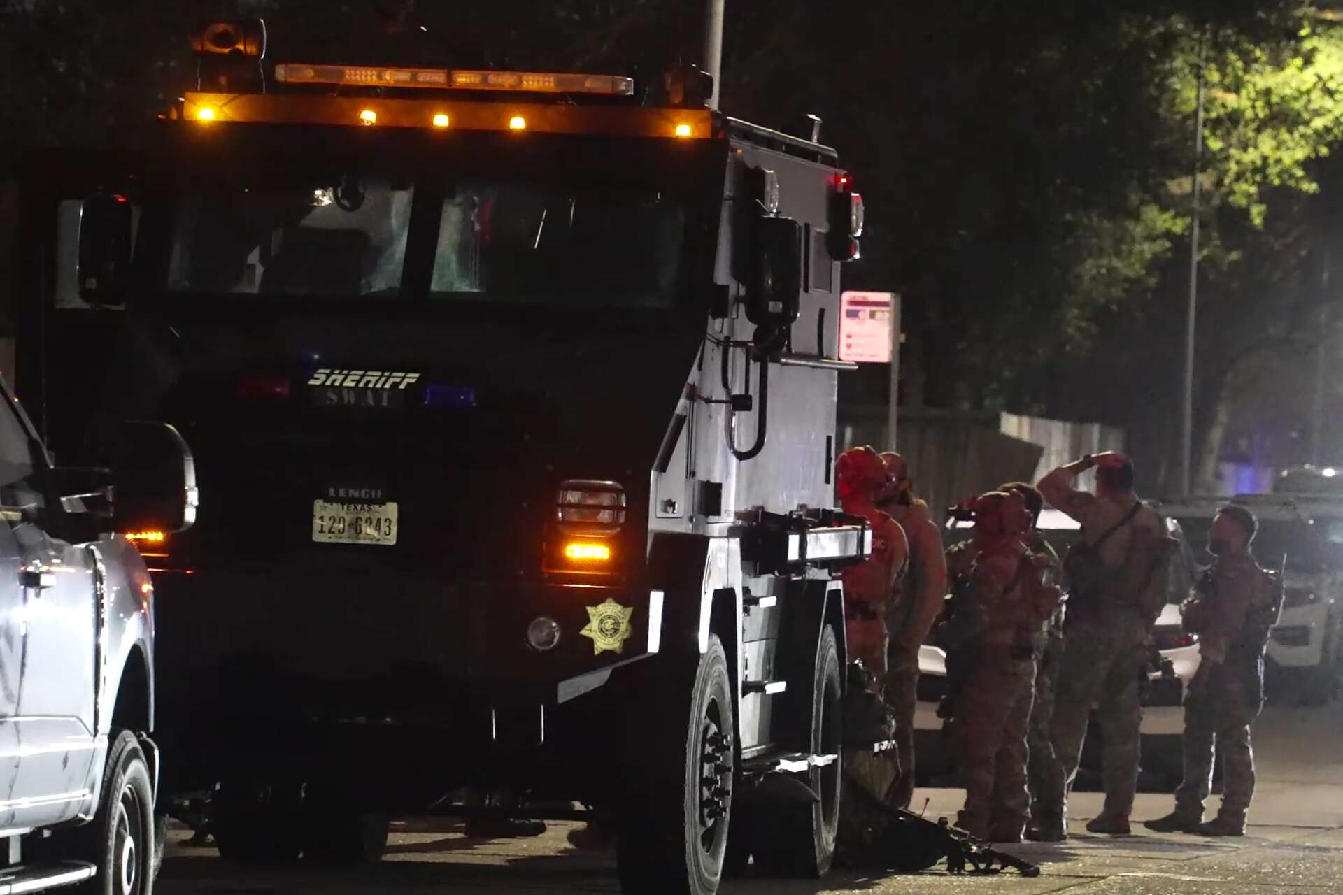 Harris County SWAT breaches Houston room, finds woman dead, man hurt