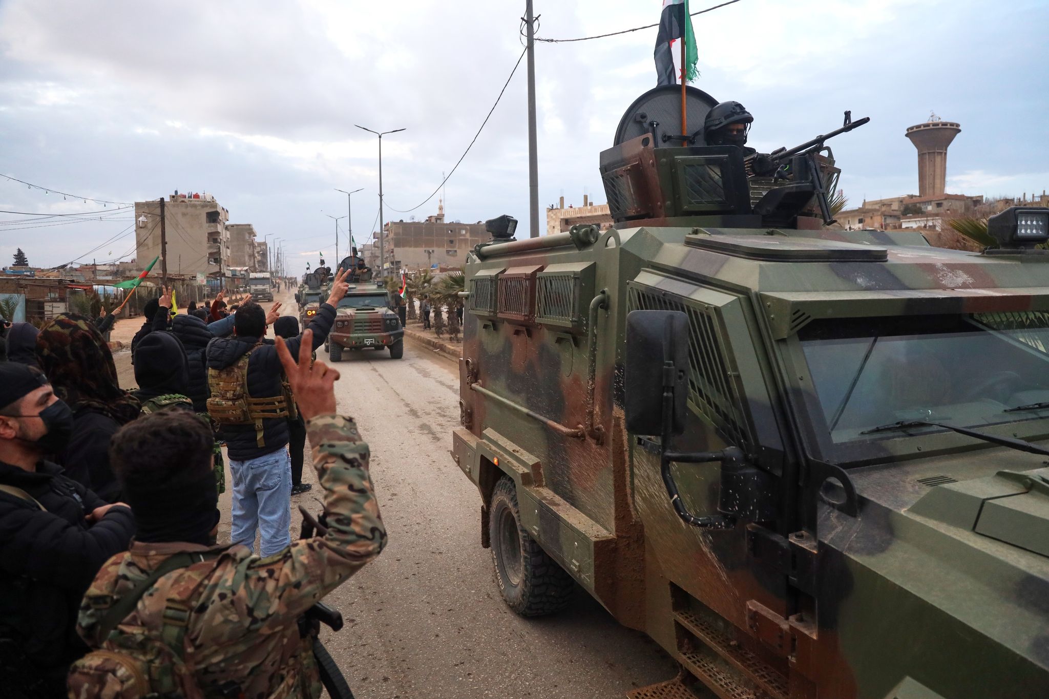 Syrian security forces continue to deploy in Kurdish areas under deal ...