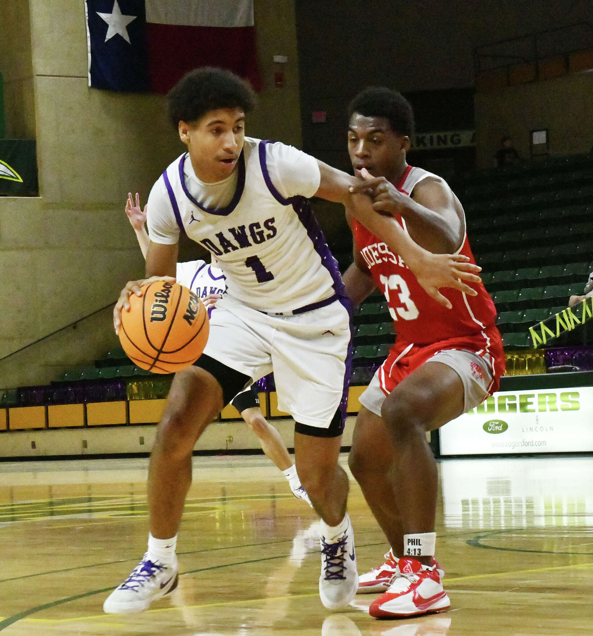 Caden Martin’s shooting leads Midland High basketball to 1st 2-6A win